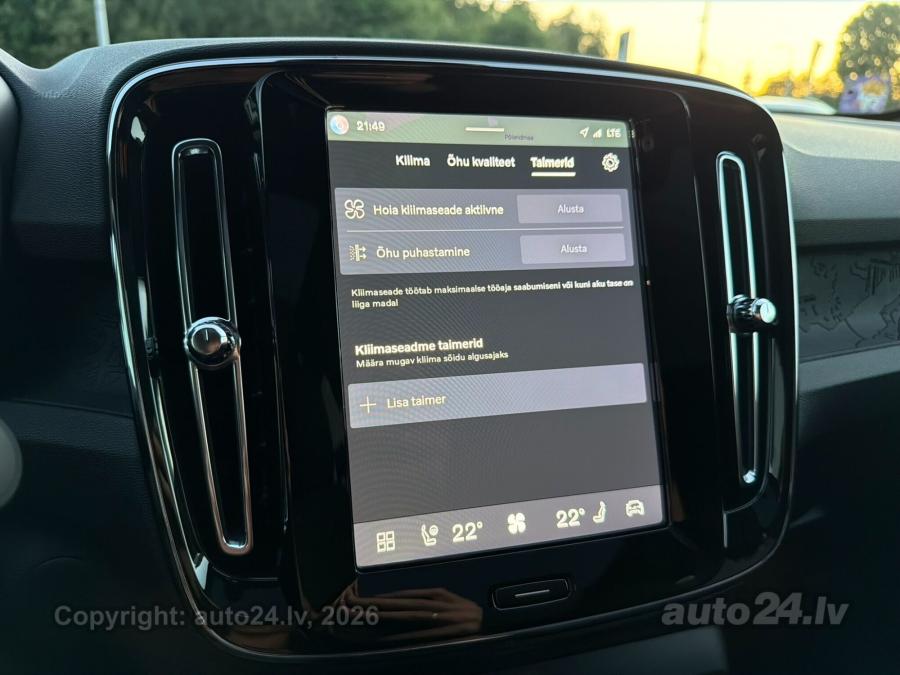 Pelēks Volvo C40 2024 Pērnava, ar dzinēja tilpumu 0.00 L un nobraukumu 33 tūkst. km par 39900 €, foto 25 vietnē AUTOMOTO.COM.LV