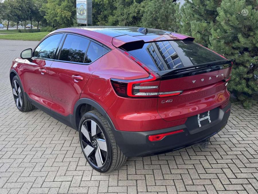 Sarkans Volvo C40 2023 Telšiai, ar dzinēja tilpumu 0.00 L un nobraukumu 46 tūkst. km par 26200 €, foto 6 vietnē AUTOMOTO.COM.LV