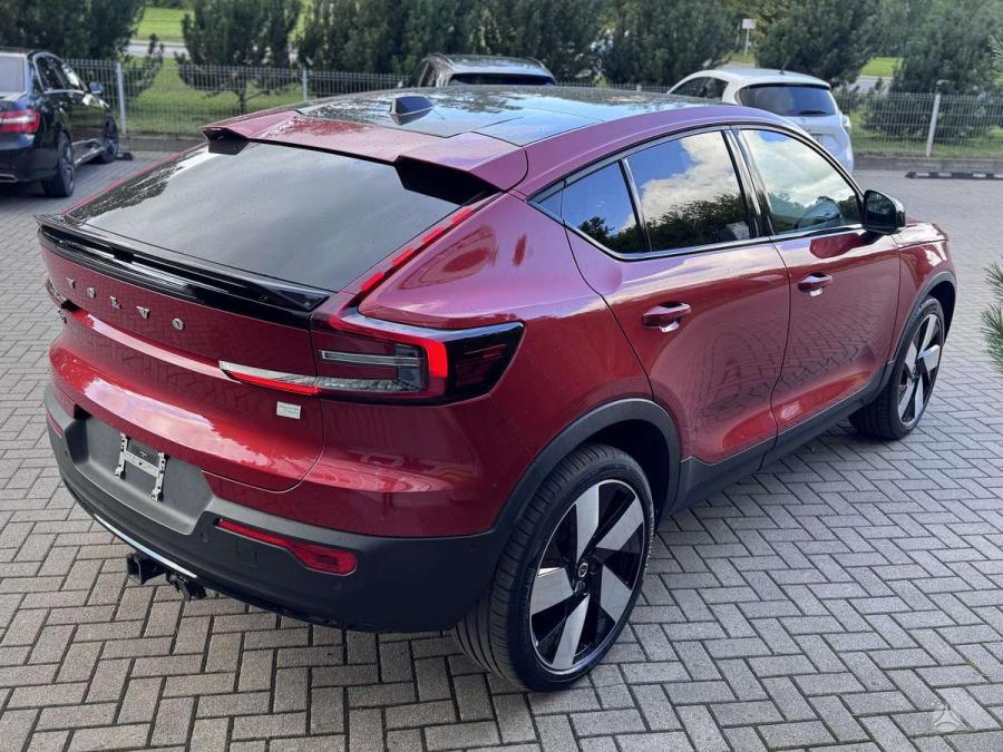 Sarkans Volvo C40 2023 Telšiai, ar dzinēja tilpumu 0.00 L un nobraukumu 46 tūkst. km par 26200 €, foto 8 vietnē AUTOMOTO.COM.LV