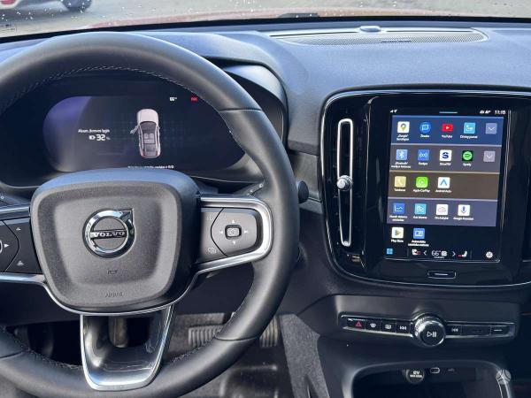 Volvo C40 2023 TelÅ”iai vietnÄ Sarkans Volvo C40 2023 TelÅ”iai, ar dzinÄja tilpumu 0.00 L un nobraukumu 46 tÅ«kst. km par 26200 ā¬, foto 11 vietnÄ AUTOMOTO.COM.LV