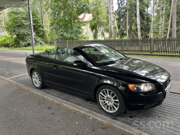 Черный Вольво Ц70 2006 в Юрмала, объемом двигателя 2.40 л и пробегом 175 тыс. км за 2350 €, фото 1 на AUTOMOTO.COM.LV
