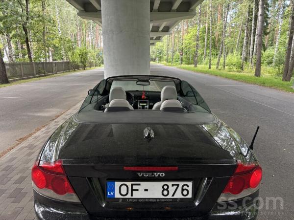 Черный Вольво Ц70 2006 в Юрмала, объемом двигателя 2.40 л и пробегом 175 тыс. км за 2350 €, фото 2 на AUTOMOTO.COM.LV