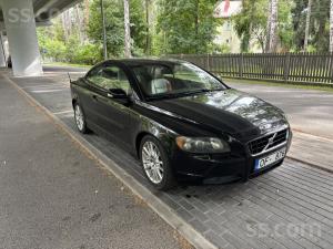 Черный Вольво Ц70 2006 в Юрмала, объемом двигателя 2.40 л и пробегом 175 тыс. км за 2350 €, фото 5 на AUTOMOTO.COM.LV