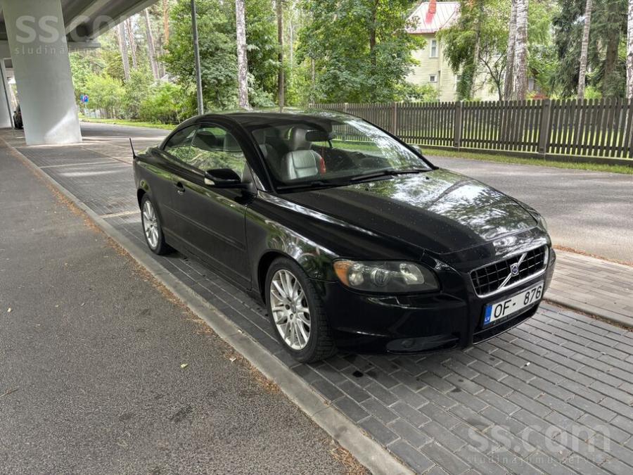 Черный Вольво Ц70 2006 в Юрмала, объемом двигателя 2.40 л и пробегом 175 тыс. км за 2350 €, фото 5 на AUTOMOTO.COM.LV