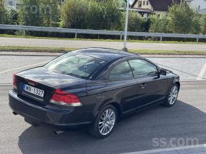 Black Volvo C70 2007 in Jelgava, with an engine capacity of 2.40 L and mileage of 278 thousand km for 4500 €, photo 4 on AUTOMOTO.COM.LV