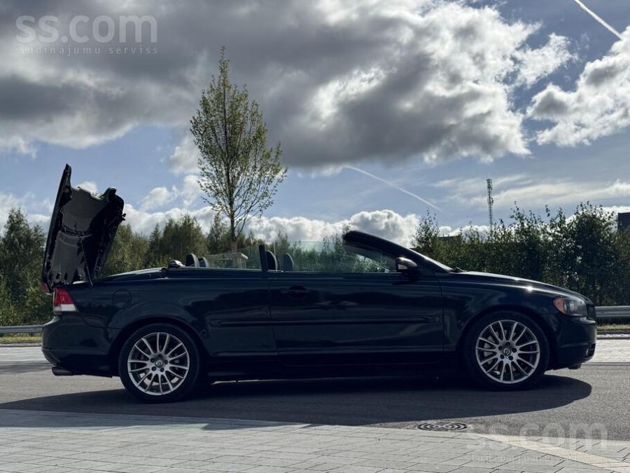 Black Volvo C70 2007 in Jelgava, with an engine capacity of 2.40 L and mileage of 278 thousand km for 4500 €, photo 20 on AUTOMOTO.COM.LV