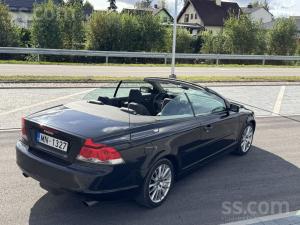 Black Volvo C70 2007 in Jelgava, with an engine capacity of 2.40 L and mileage of 278 thousand km for 4500 €, photo 22 on AUTOMOTO.COM.LV