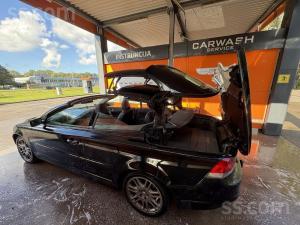 Black Volvo C70 2007 in Riga, with an engine capacity of 2.40 L and mileage of 320 thousand km for 3800 €, photo 7 on AUTOMOTO.COM.LV