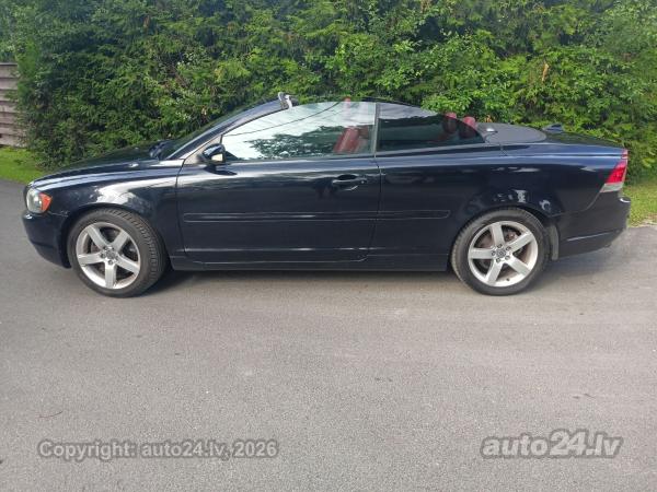 Melns Volvo C70 2007 Paide, ar dzinēja tilpumu 2.40 L un nobraukumu 204 tūkst. km par 6800 €, foto 6 vietnē AUTOMOTO.COM.LV