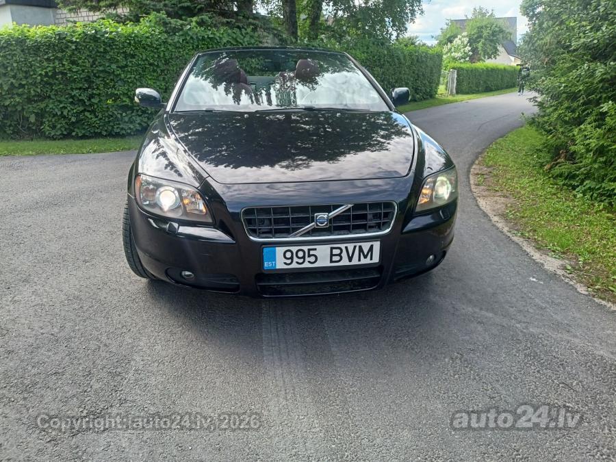 Melns Volvo C70 2007 Paide, ar dzinēja tilpumu 2.40 L un nobraukumu 204 tūkst. km par 6800 €, foto 1 vietnē AUTOMOTO.COM.LV