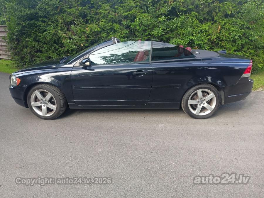 Melns Volvo C70 2007 Paide, ar dzinēja tilpumu 2.40 L un nobraukumu 204 tūkst. km par 6800 €, foto 7 vietnē AUTOMOTO.COM.LV