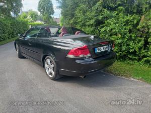Melns Volvo C70 2007 Paide, ar dzinēja tilpumu 2.40 L un nobraukumu 204 tūkst. km par 6800 €, foto 15 vietnē AUTOMOTO.COM.LV