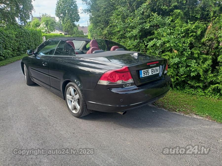 Melns Volvo C70 2007 Paide, ar dzinēja tilpumu 2.40 L un nobraukumu 204 tūkst. km par 6800 €, foto 15 vietnē AUTOMOTO.COM.LV