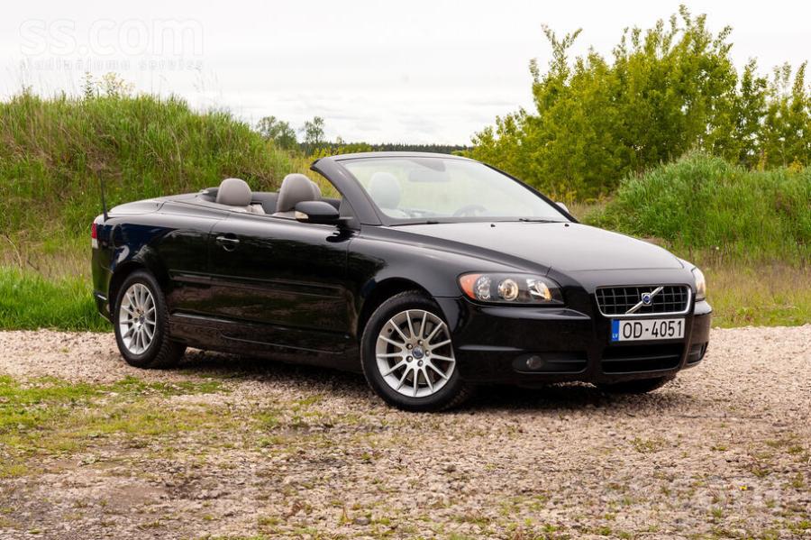 Melns Volvo C70 2007 Rīga, ar dzinēja tilpumu 2.40 L un nobraukumu 258 tūkst. km par 4995 €, foto 4 vietnē AUTOMOTO.COM.LV