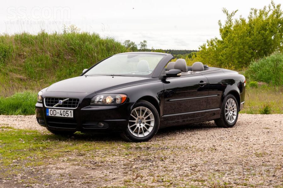 Melns Volvo C70 2007 Rīga, ar dzinēja tilpumu 2.40 L un nobraukumu 258 tūkst. km par 4995 €, foto 10 vietnē AUTOMOTO.COM.LV