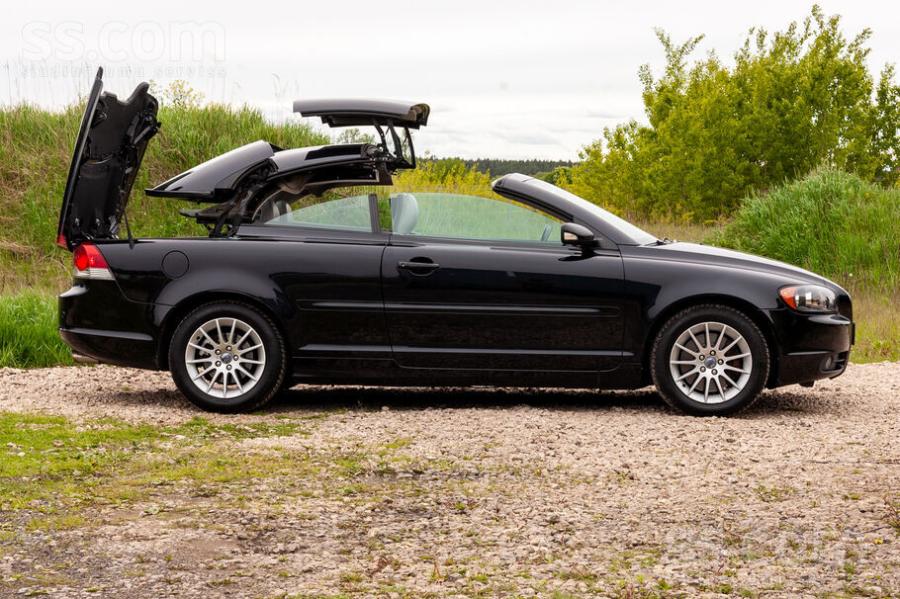 Melns Volvo C70 2007 Rīga, ar dzinēja tilpumu 2.40 L un nobraukumu 258 tūkst. km par 4995 €, foto 15 vietnē AUTOMOTO.COM.LV