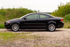 Melns Volvo C70 2007 Rīga, ar dzinēja tilpumu 2.40 L un nobraukumu 258 tūkst. km par 4995 €, foto 19 vietnē AUTOMOTO.COM.LV