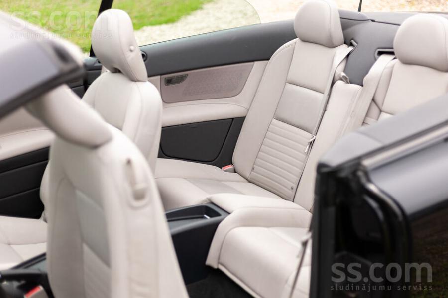 Melns Volvo C70 2007 Rīga, ar dzinēja tilpumu 2.40 L un nobraukumu 258 tūkst. km par 4995 €, foto 26 vietnē AUTOMOTO.COM.LV