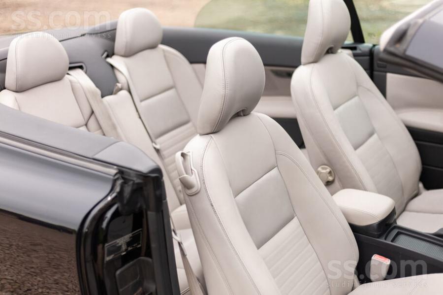 Melns Volvo C70 2007 Rīga, ar dzinēja tilpumu 2.40 L un nobraukumu 258 tūkst. km par 4995 €, foto 29 vietnē AUTOMOTO.COM.LV