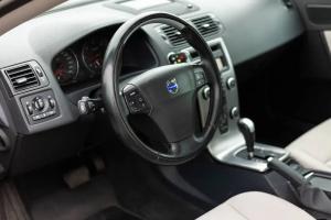Melns Volvo C70 2007 Rīga, ar dzinēja tilpumu 2.40 L un nobraukumu 258 tūkst. km par 4995 €, foto 23 vietnē AUTOMOTO.COM.LV