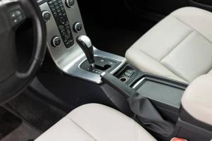 Melns Volvo C70 2007 Rīga, ar dzinēja tilpumu 2.40 L un nobraukumu 258 tūkst. km par 4995 €, foto 25 vietnē AUTOMOTO.COM.LV