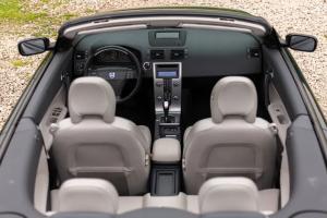 Melns Volvo C70 2007 Rīga, ar dzinēja tilpumu 2.40 L un nobraukumu 258 tūkst. km par 4995 €, foto 32 vietnē AUTOMOTO.COM.LV