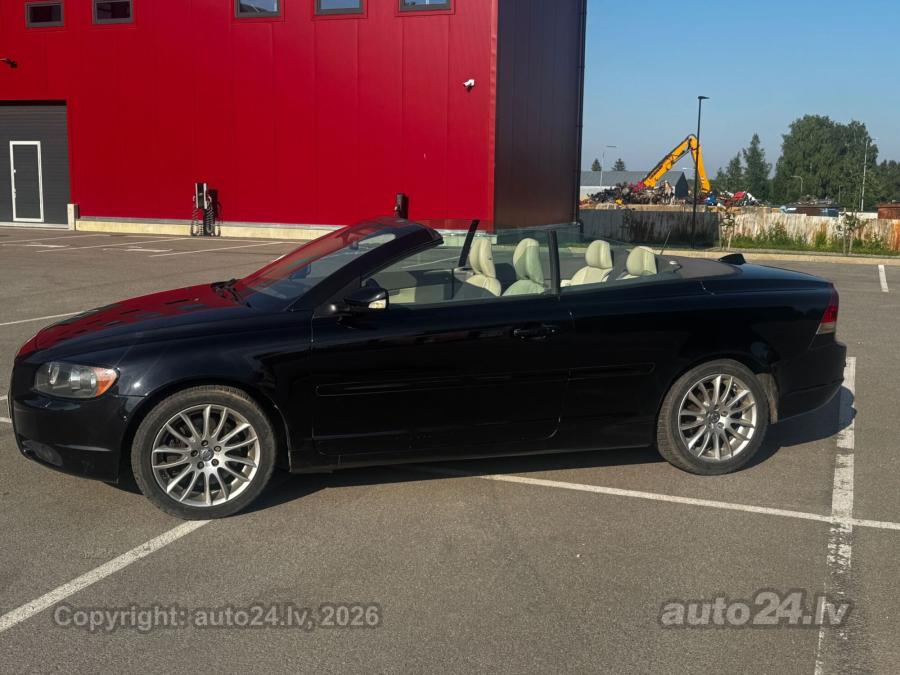 Melns Volvo C70 2007 Tallina, ar dzinēja tilpumu 2.40 L un nobraukumu 269 tūkst. km par 4400 €, foto 3 vietnē AUTOMOTO.COM.LV