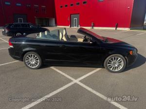 Melns Volvo C70 2007 Tallina, ar dzinēja tilpumu 2.40 L un nobraukumu 269 tūkst. km par 4400 €, foto 4 vietnē AUTOMOTO.COM.LV