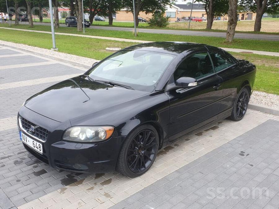 Melns Volvo C70 2007 Kuldīga, ar dzinēja tilpumu 2.40 L un nobraukumu 279 tūkst. km par 3200 €, foto 3 vietnē AUTOMOTO.COM.LV