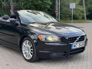 Melns Volvo C70 2007 Rīga, ar dzinēja tilpumu 2.40 L un nobraukumu 257 tūkst. km par 5000 €, foto  vietnē AUTOMOTO.COM.LV