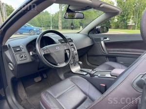 Melns Volvo C70 2007 Rīga, ar dzinēja tilpumu 2.40 L un nobraukumu 257 tūkst. km par 5000 €, foto 6 vietnē AUTOMOTO.COM.LV