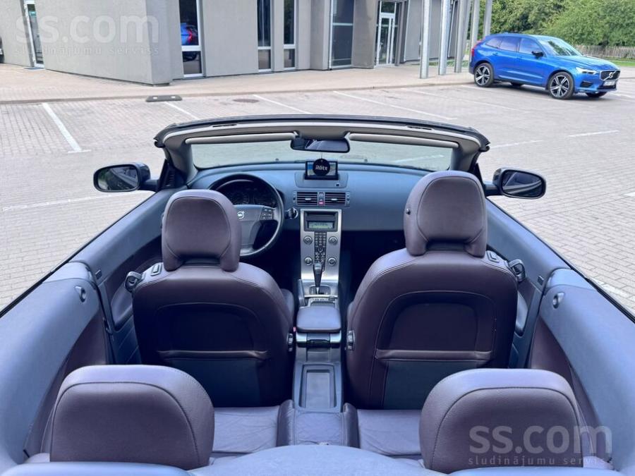 Melns Volvo C70 2007 Rīga, ar dzinēja tilpumu 2.40 L un nobraukumu 257 tūkst. km par 5000 €, foto 9 vietnē AUTOMOTO.COM.LV