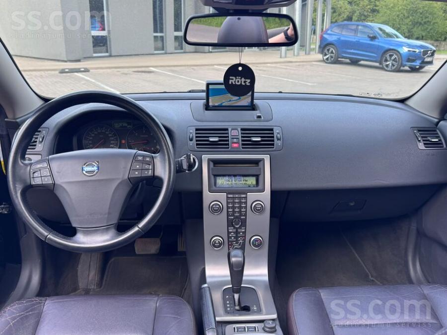 Melns Volvo C70 2007 Rīga, ar dzinēja tilpumu 2.40 L un nobraukumu 257 tūkst. km par 5000 €, foto 11 vietnē AUTOMOTO.COM.LV