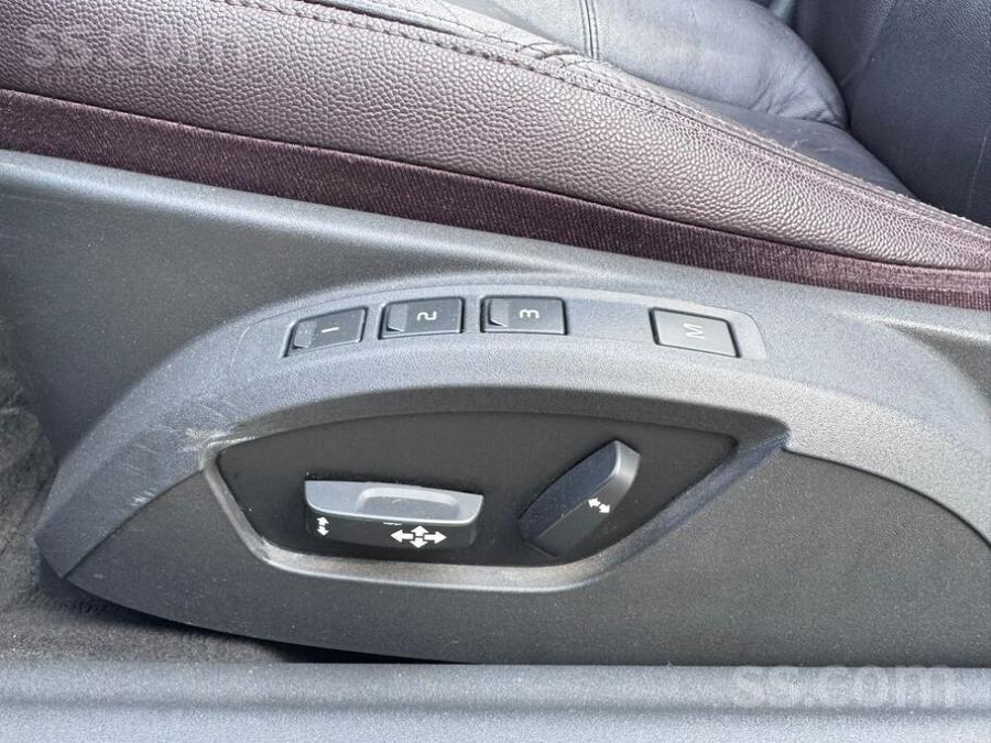 Melns Volvo C70 2007 Rīga, ar dzinēja tilpumu 2.40 L un nobraukumu 257 tūkst. km par 5000 €, foto 14 vietnē AUTOMOTO.COM.LV
