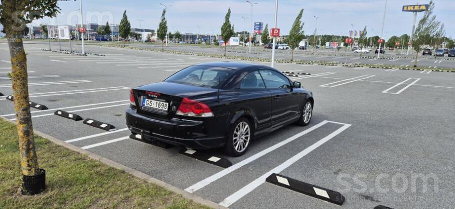 Melns Volvo C70 2007 Rīga, ar dzinēja tilpumu 2.40 L un nobraukumu 252 tūkst. km par 4000 €, foto 4 vietnē AUTOMOTO.COM.LV