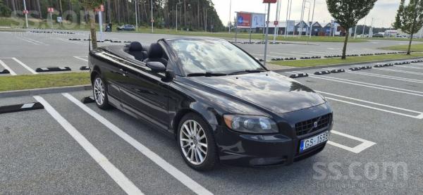 Melns Volvo C70 2007 Rīga, ar dzinēja tilpumu 2.40 L un nobraukumu 252 tūkst. km par 4000 €, foto 9 vietnē AUTOMOTO.COM.LV