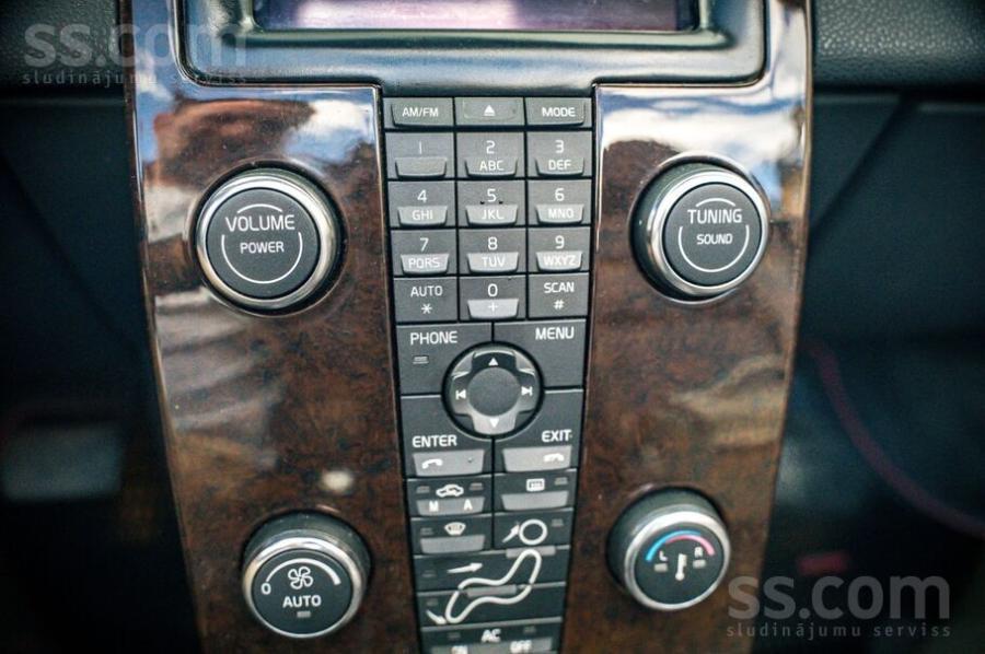 Черный Вольво Ц70 2007 в Рига, объемом двигателя 2.40 л и пробегом 271 тыс. км за 1990 €, фото 15 на AUTOMOTO.COM.LV