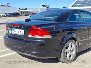 Melns Volvo C70 2008 Tallina, ar dzinēja tilpumu 2.00 L un nobraukumu 205 tūkst. km par 5900 €, foto 14 vietnē AUTOMOTO.COM.LV