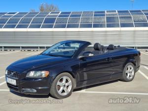 Melns Volvo C70 2008 Tallina, ar dzinēja tilpumu 2.00 L un nobraukumu 205 tūkst. km par 5900 €, foto 20 vietnē AUTOMOTO.COM.LV
