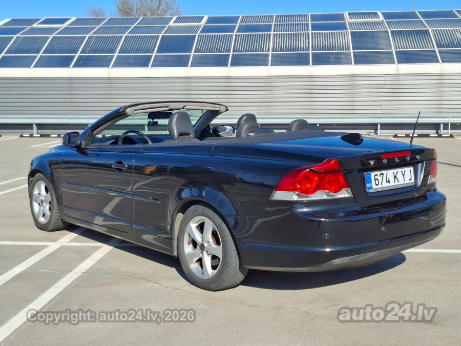 Melns Volvo C70 2008 Tallina, ar dzinēja tilpumu 2.00 L un nobraukumu 205 tūkst. km par 5900 €, foto 21 vietnē AUTOMOTO.COM.LV