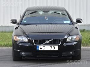 Melns Volvo C70 2008 Rīga, ar dzinēja tilpumu 2.40 L un nobraukumu 245 tūkst. km par 5000 €, foto 4 vietnē AUTOMOTO.COM.LV