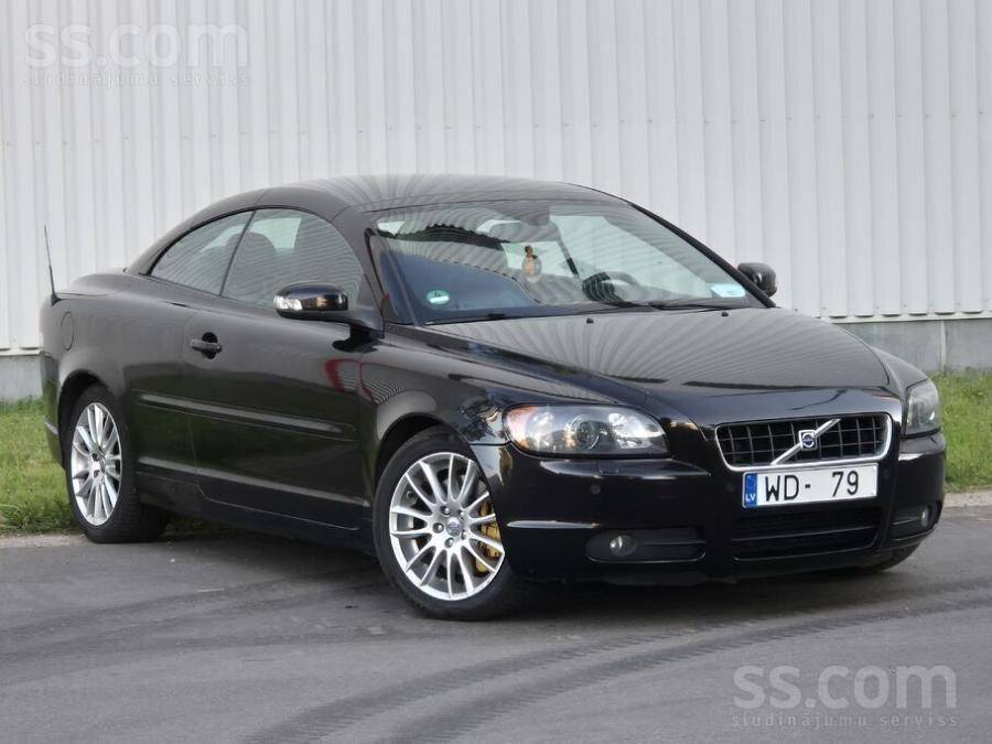 Melns Volvo C70 2008 Rīga, ar dzinēja tilpumu 2.40 L un nobraukumu 245 tūkst. km par 5000 €, foto 5 vietnē AUTOMOTO.COM.LV