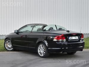 Melns Volvo C70 2008 Rīga, ar dzinēja tilpumu 2.40 L un nobraukumu 245 tūkst. km par 5000 €, foto 13 vietnē AUTOMOTO.COM.LV