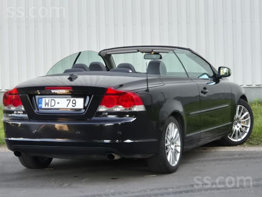 Melns Volvo C70 2008 Rīga, ar dzinēja tilpumu 2.40 L un nobraukumu 245 tūkst. km par 5000 €, foto 14 vietnē AUTOMOTO.COM.LV