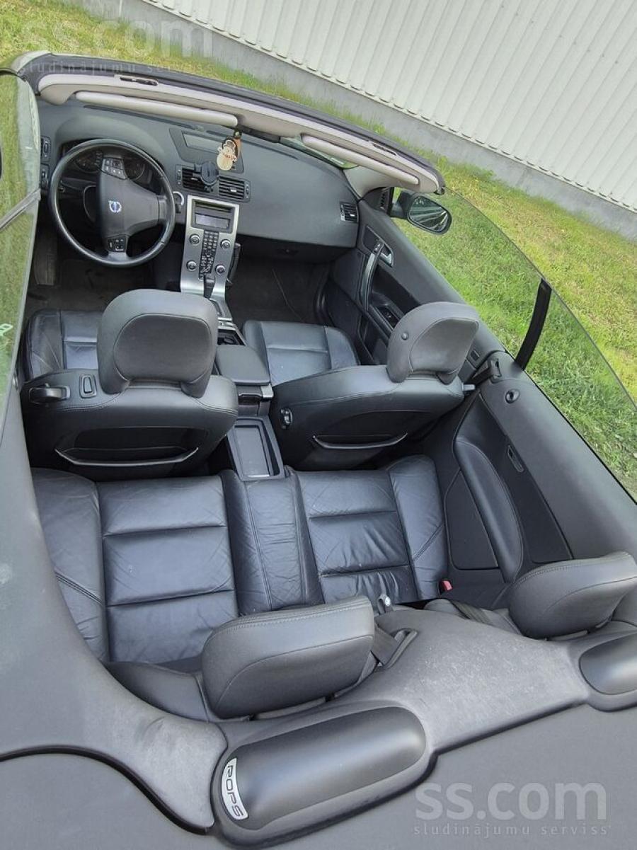 Melns Volvo C70 2008 Rīga, ar dzinēja tilpumu 2.40 L un nobraukumu 245 tūkst. km par 5000 €, foto 17 vietnē AUTOMOTO.COM.LV