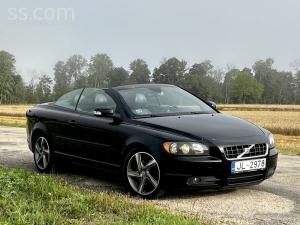 Black Volvo C70 2008 in Riga, with an engine capacity of 2.40 L and mileage of 310 thousand km for 5400 €, photo 9 on AUTOMOTO.COM.LV