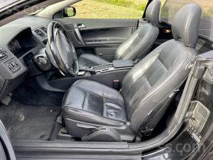 Black Volvo C70 2008 in Riga, with an engine capacity of 2.40 L and mileage of 310 thousand km for 5400 €, photo 10 on AUTOMOTO.COM.LV