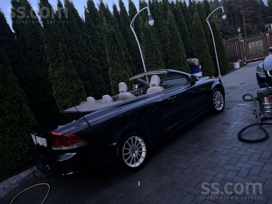 Black Volvo C70 2008 in Riga, with an engine capacity of 2.00 L and mileage of 0 thousand km for 2690 €, photo 13 on AUTOMOTO.COM.LV