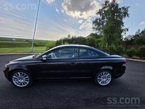 Черный Вольво Ц70 2008 в Рига, объемом двигателя 2.40 л и пробегом 285 тыс. км за 2500 €, фото 5 на AUTOMOTO.COM.LV