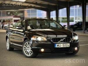 Черный Вольво Ц70 2008 в Рига, объемом двигателя 2.40 л и пробегом 283 тыс. км за 4000 €, фото 3 на AUTOMOTO.COM.LV